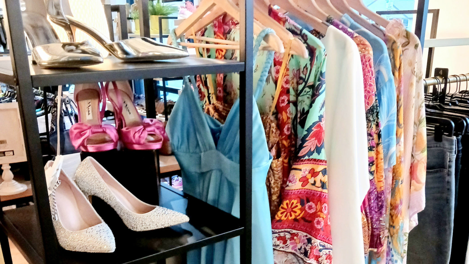 Shop The Daisy